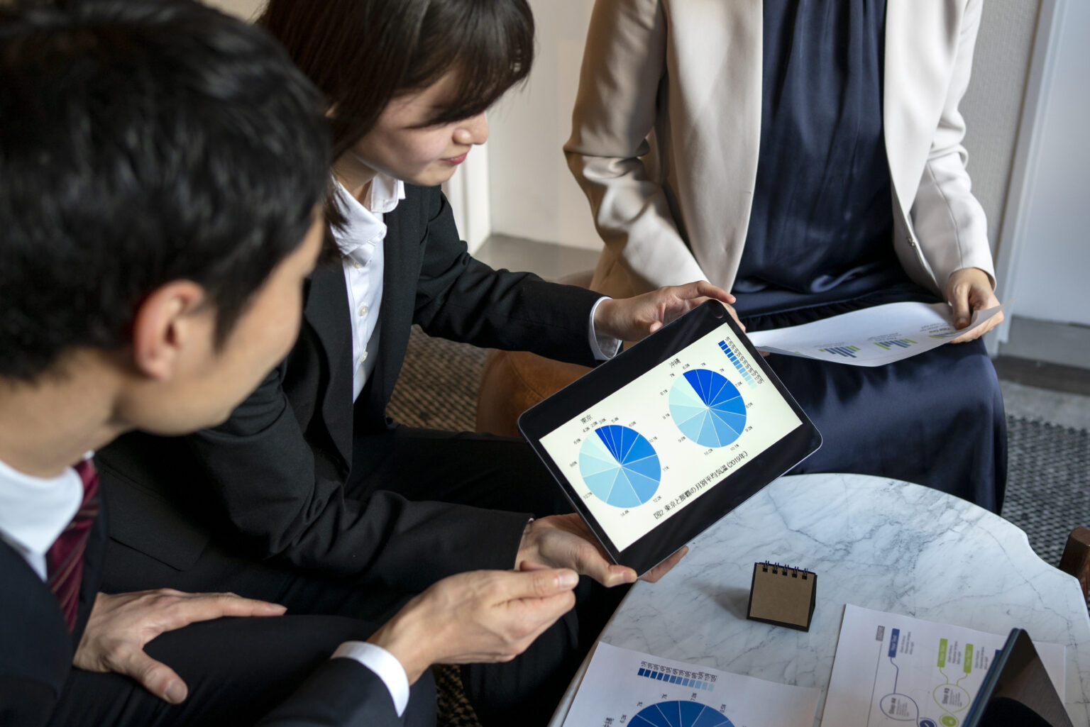 Who Is a Business Data Analyst? Role, Skills & Demand